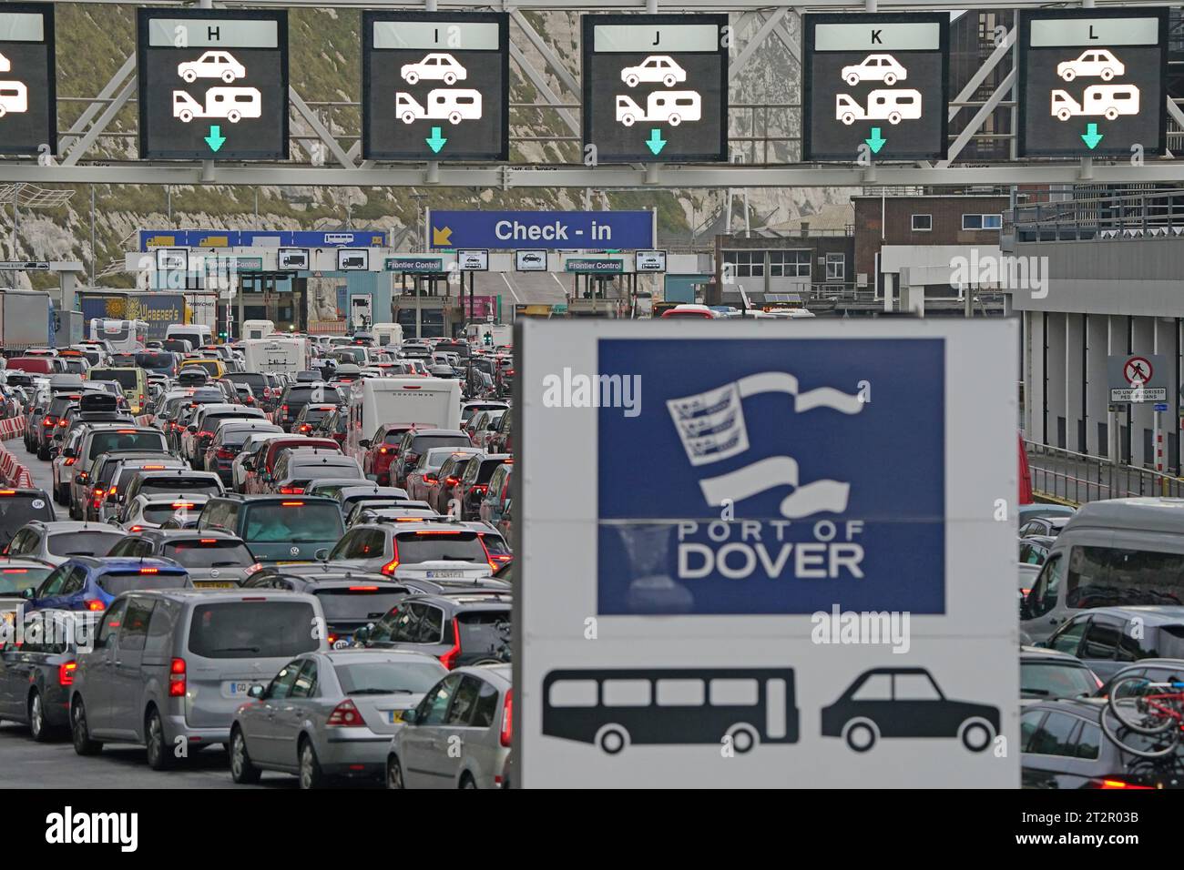 Traffic queues for ferries at the Port of Dover in Kent as the getaway ...