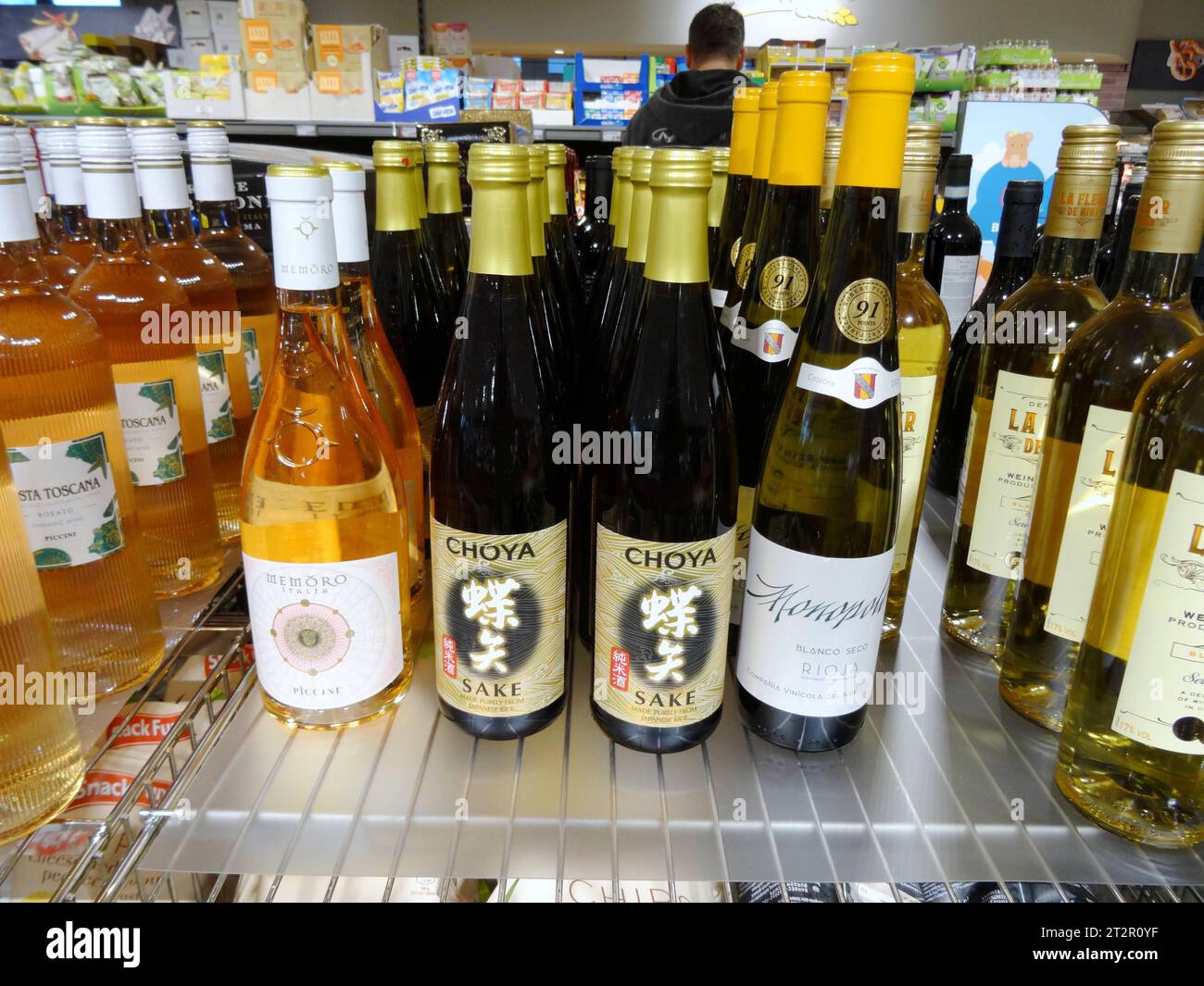 Foto Manuel Geisser 21.10.2023, Schweiz . Bild : Choya Wein aus Japan ...