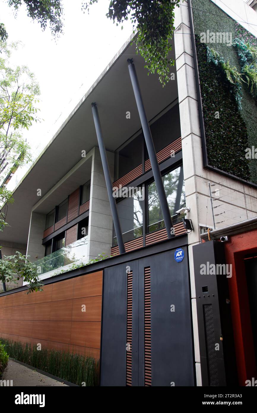 Modern Architecture on Calle Edgar Allen Poe in Polanco Neighbourhood ...