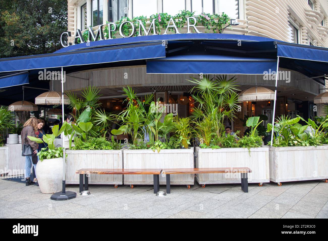 Campomar Restaurant on Avenida Presidente Masaryk in Polanco ...