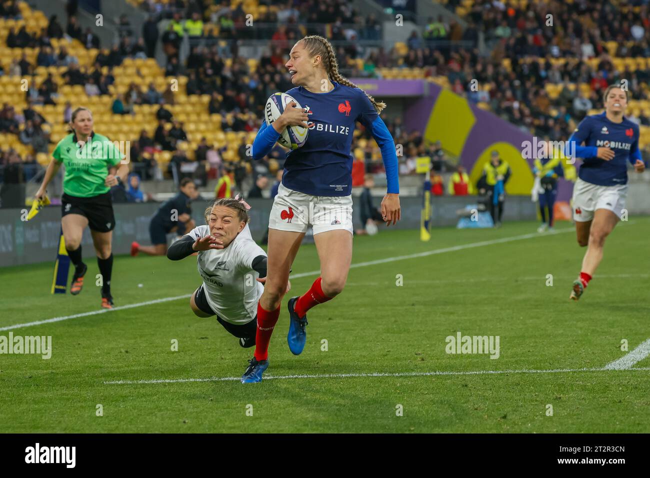 Wellington, New Zealand. 20th Oct, 2023. France score first. French ...