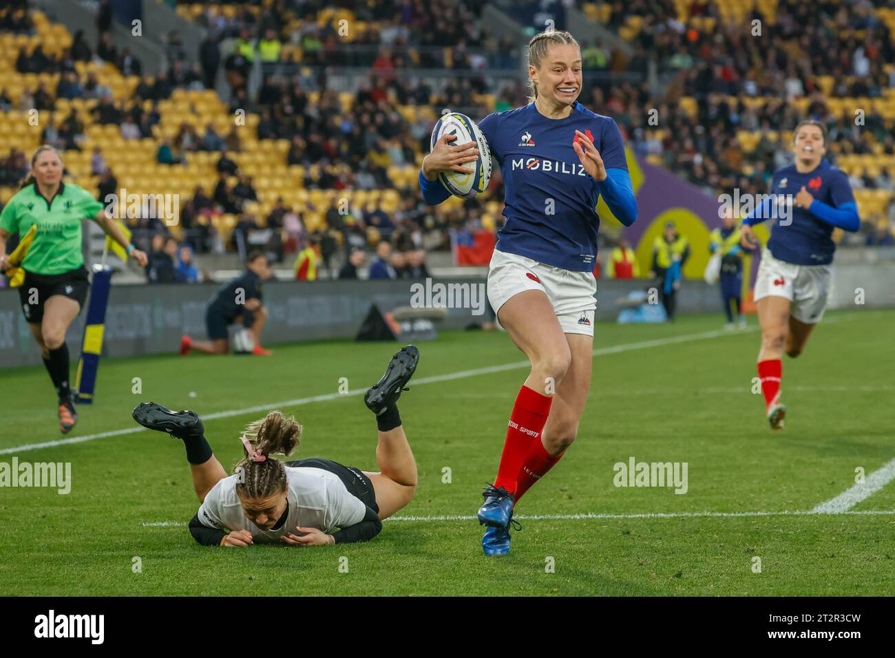 Wellington, New Zealand. 20th Oct, 2023. France score first. French ...
