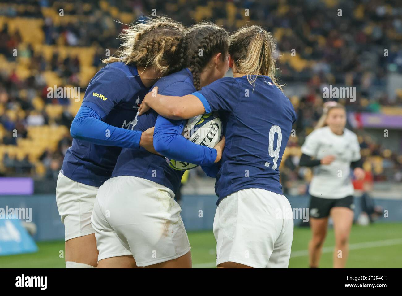 Conratulates hi-res stock photography and images - Alamy