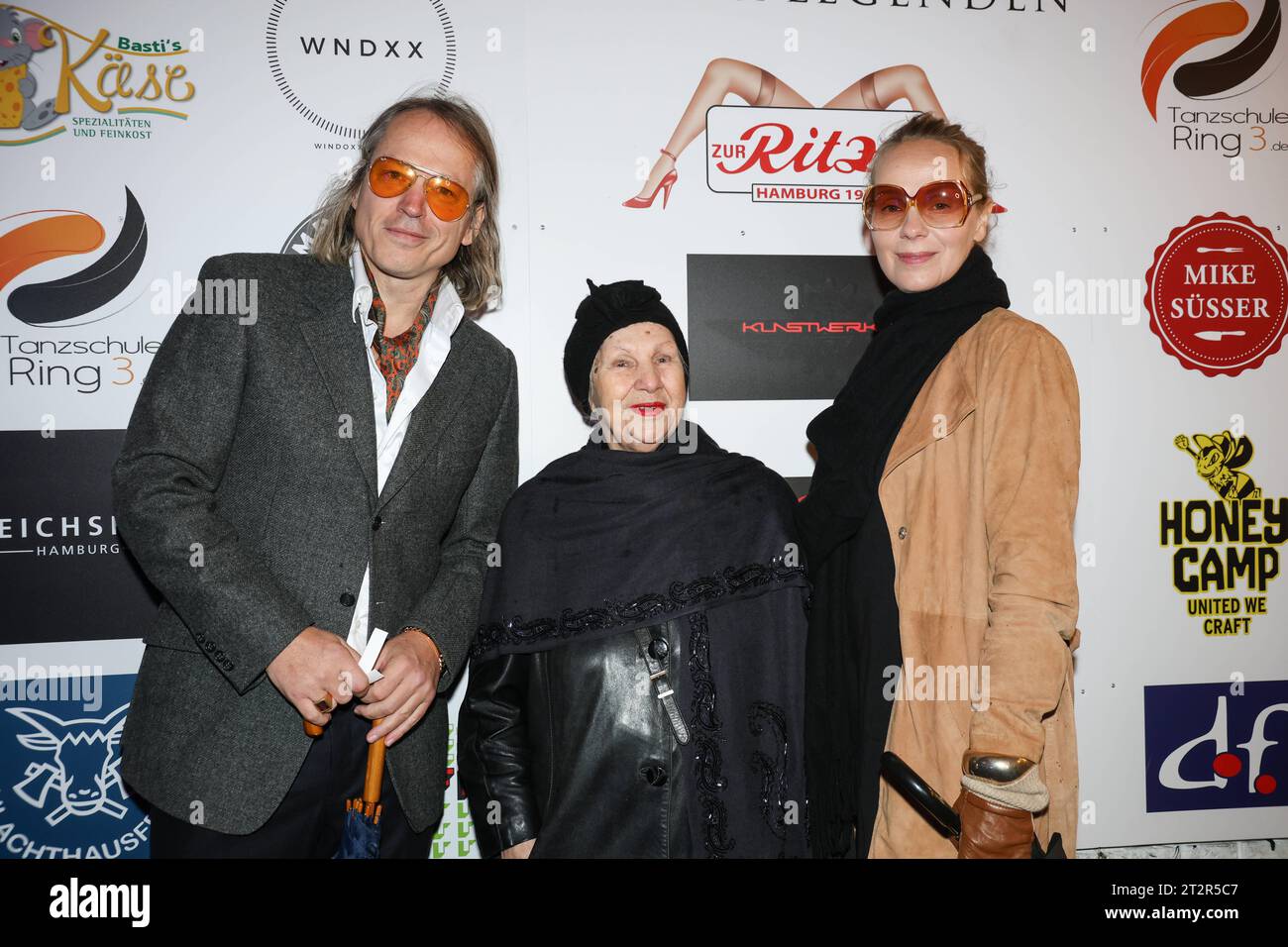 Zur Ritze: Carlo von Tiedemann, 80. Geburtstag, Hamburg, 20.10.2023 v.l ...