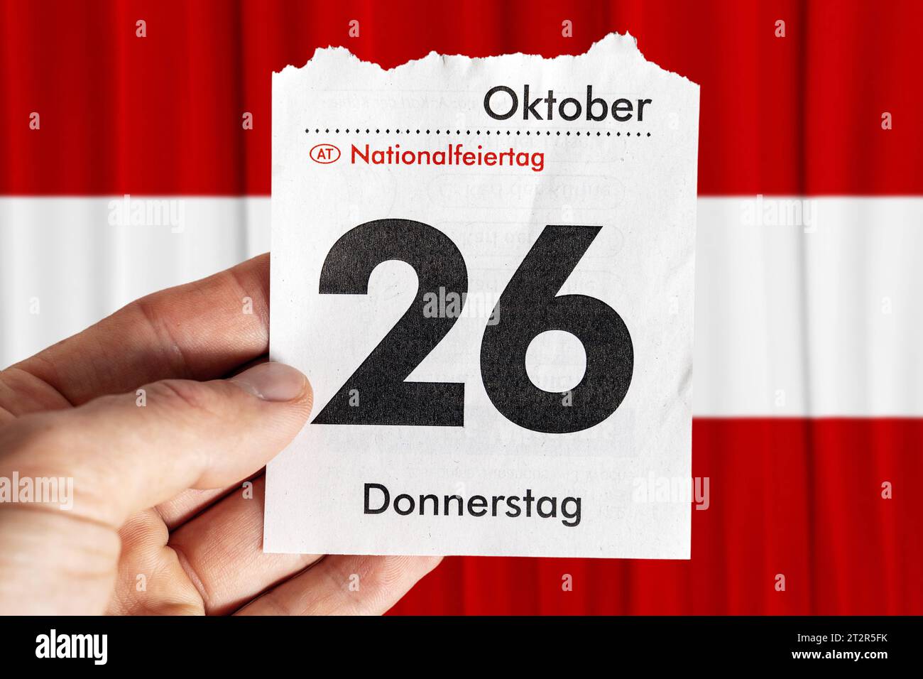 Osterreich mit der fahne in der hand hi-res stock photography and ...