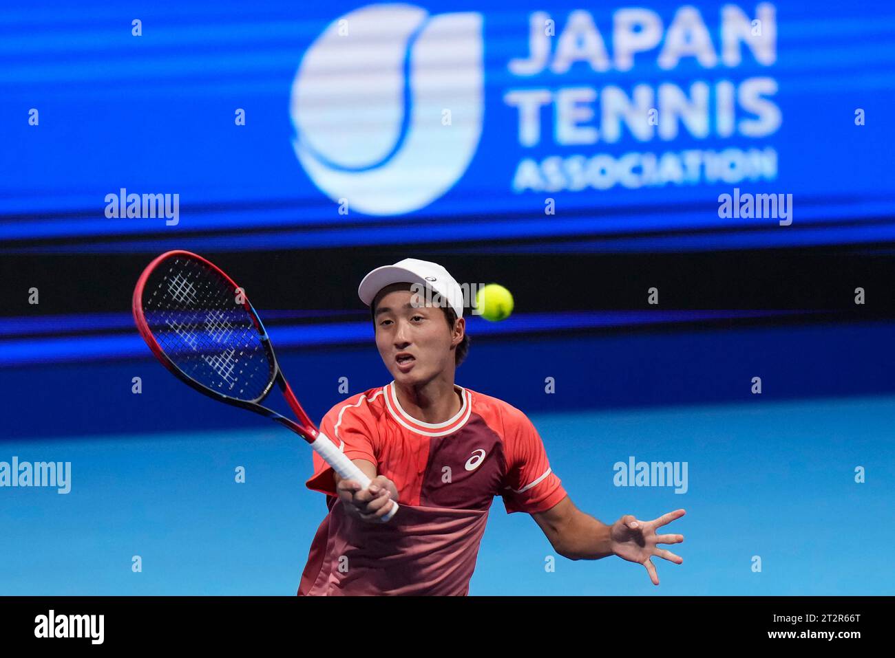 Shintaro Mochizuki of Japan makes a return to Aslan Karatsev during ...