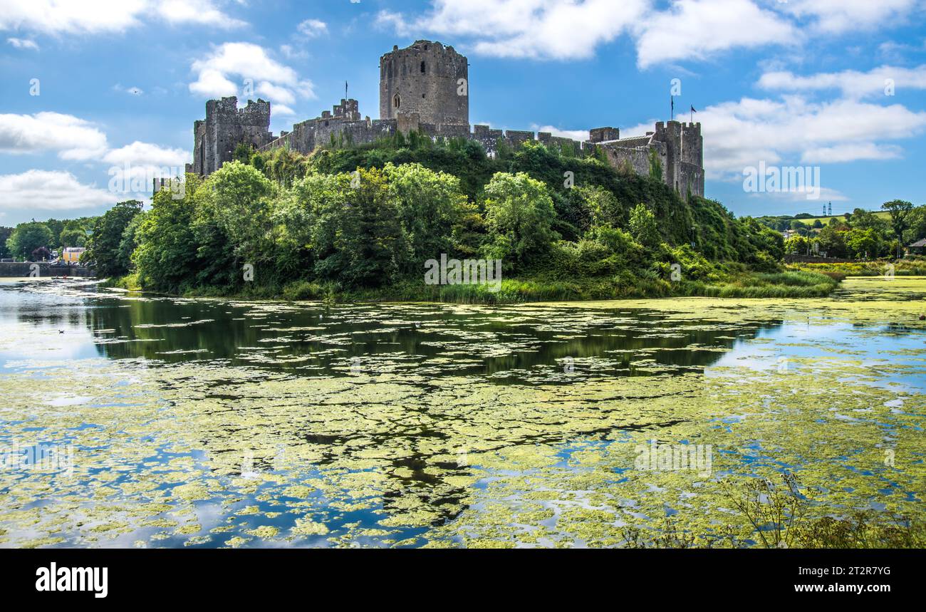 Pembroke castle and moat hi-res stock photography and images - Alamy