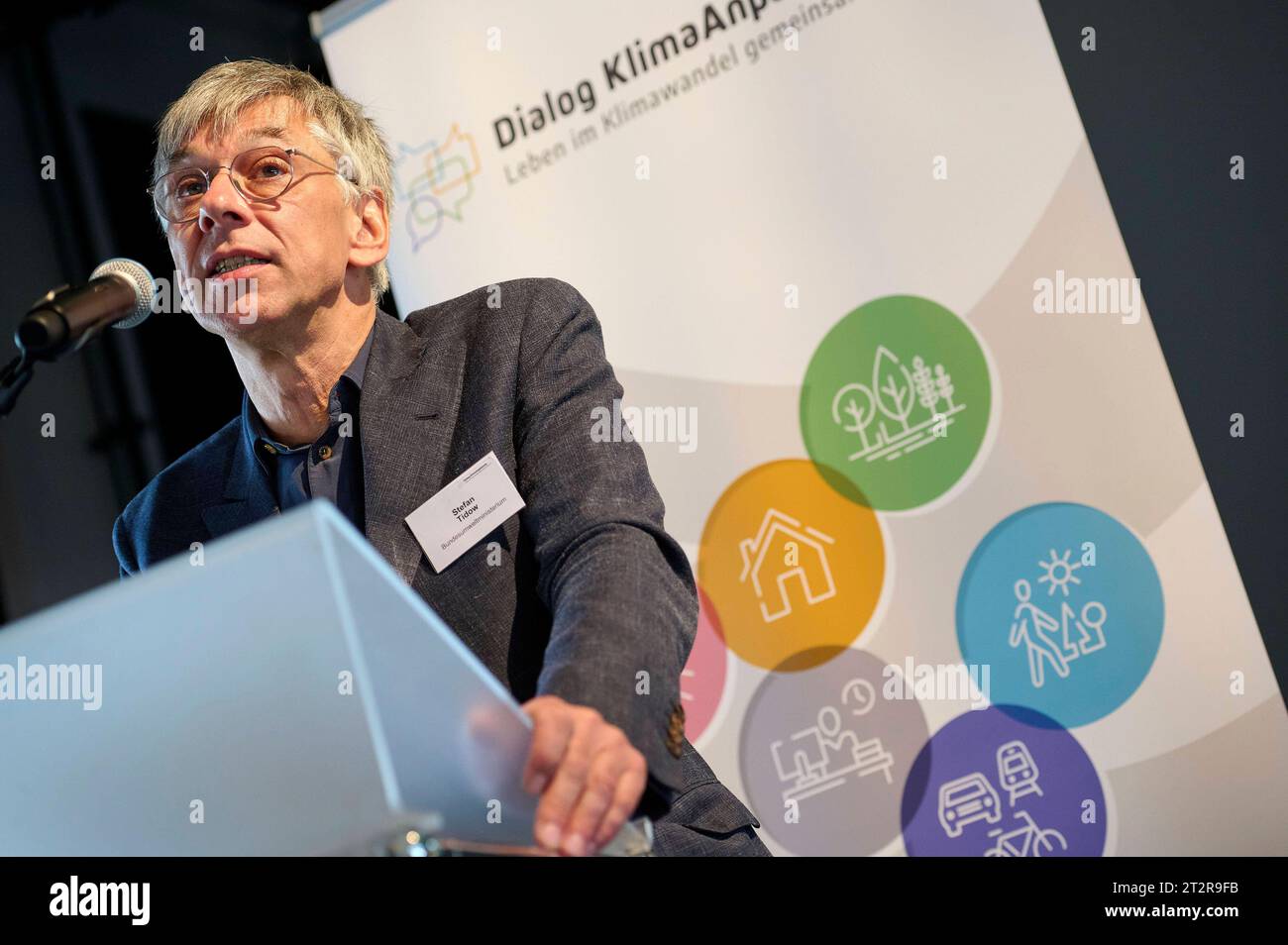 Stefan Tidow - Dialog Klima-Anpassung im Bauhaus Europa, Deutschland, Dessau, 21.10.2023 ...