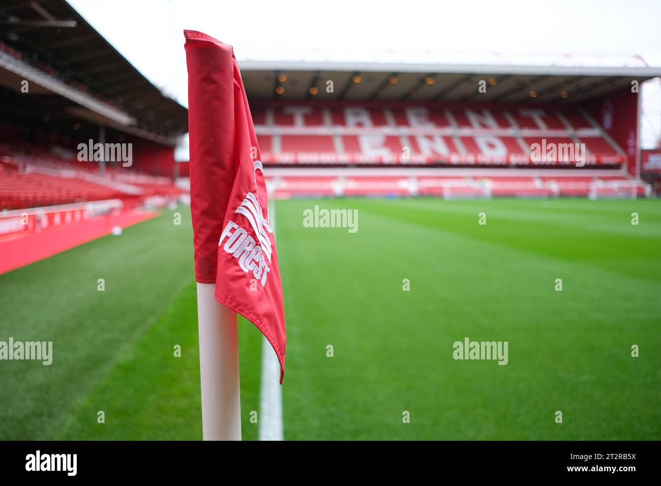 Nottingham forest trent end corner flag hi-res stock photography and ...