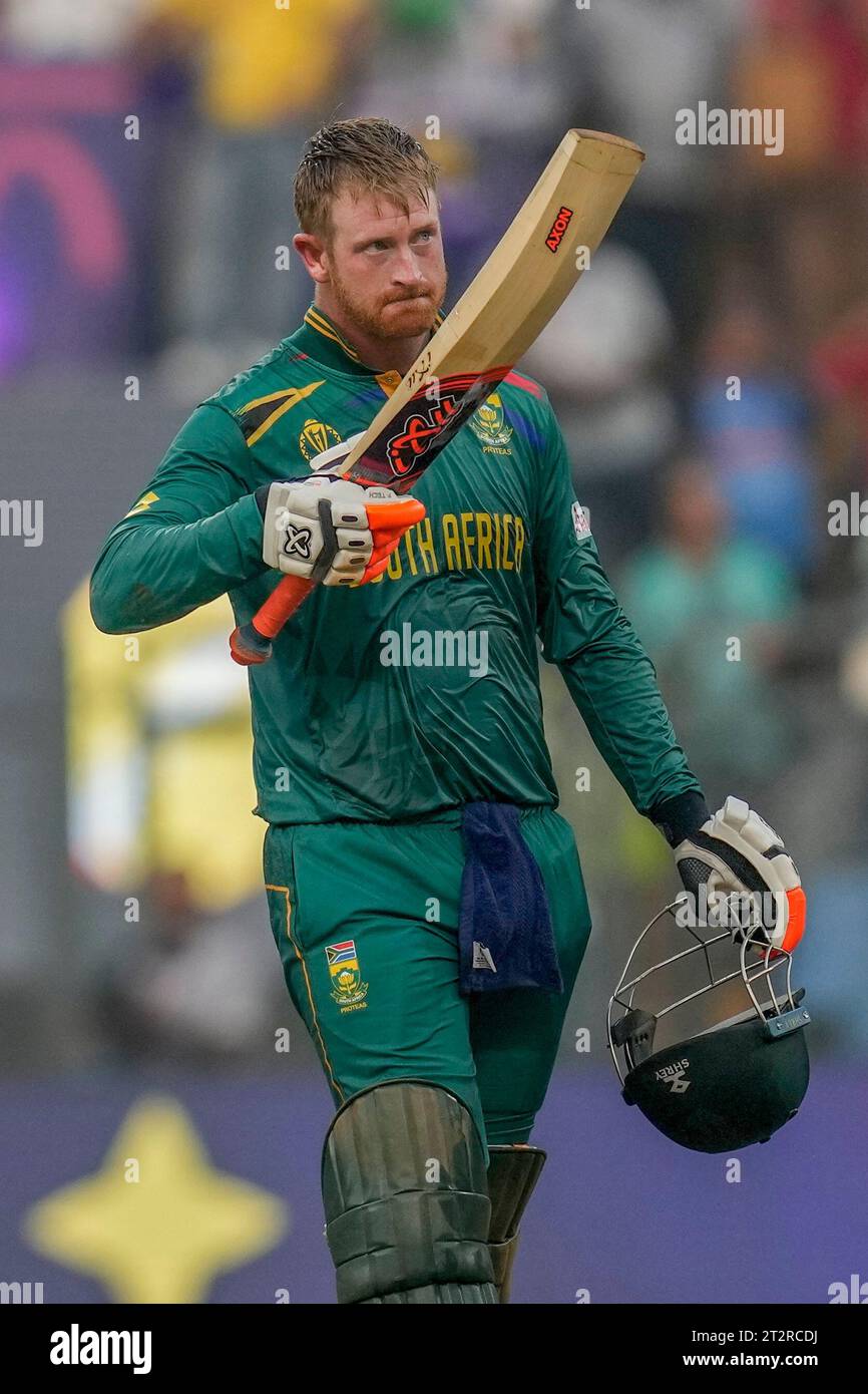 South Africa's Heinrich Klaasen raises his bat as he celebrates after ...
