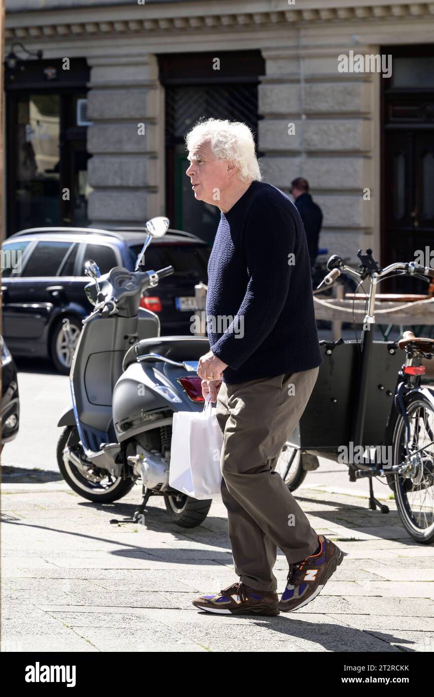 Sir Simon Rattle Dirigent in München am 25.09.2023 *** Sir Simon Rattle ...