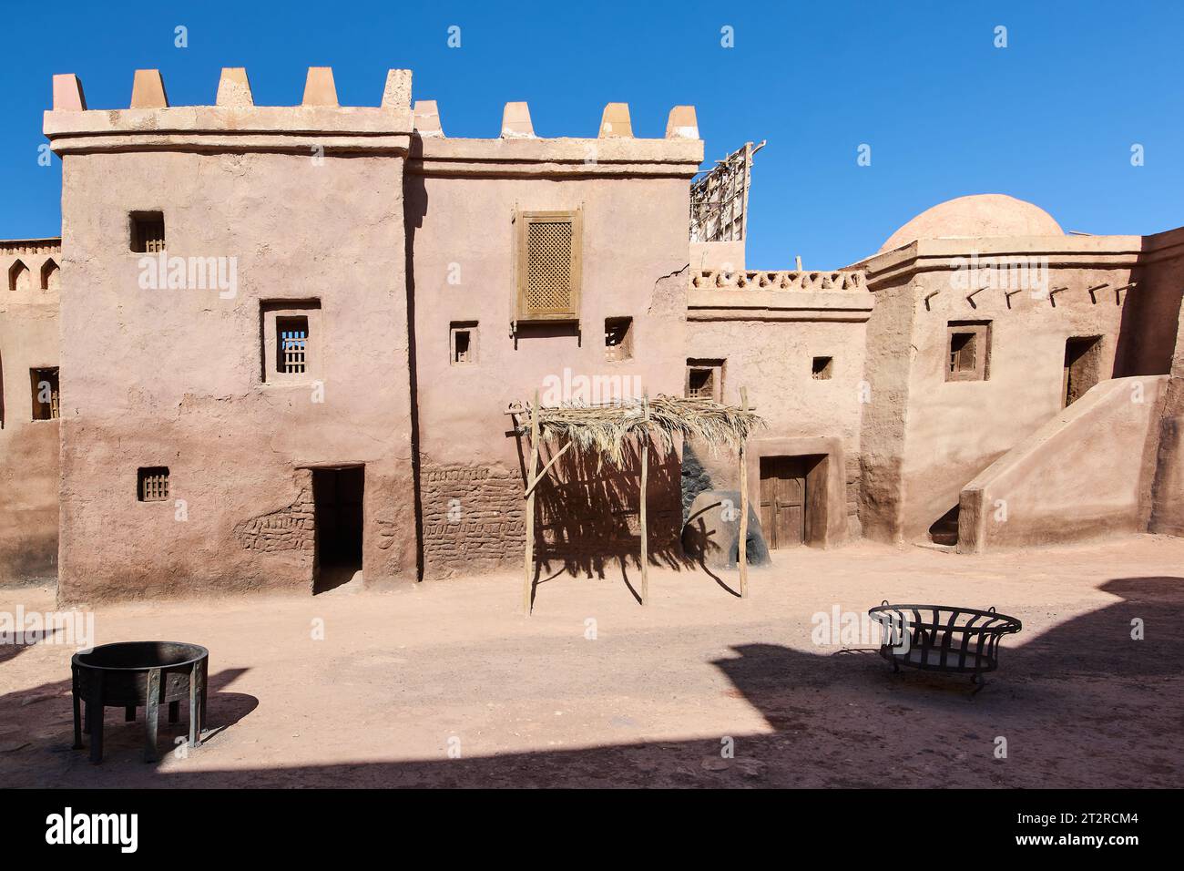 Adobe window africa hi-res stock photography and images - Alamy