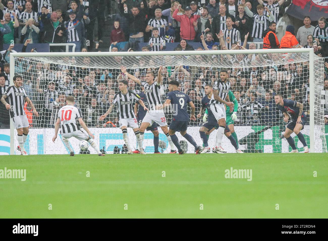 Newcastle United Celebrates Dan Burn of Newcastle scoring 2-0 ...