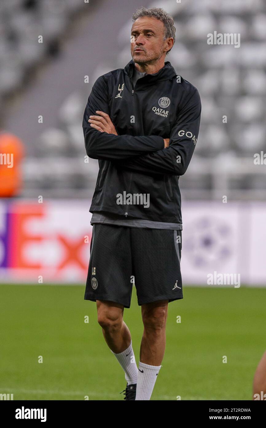 Manager of Paris Saint-Germain, Luis Enrique - Paris Saint-Germain ...