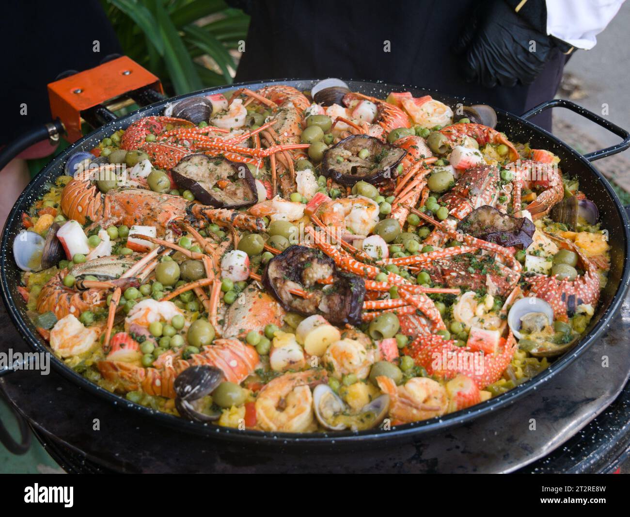 Paella de gambas hi-res stock photography and images - Alamy