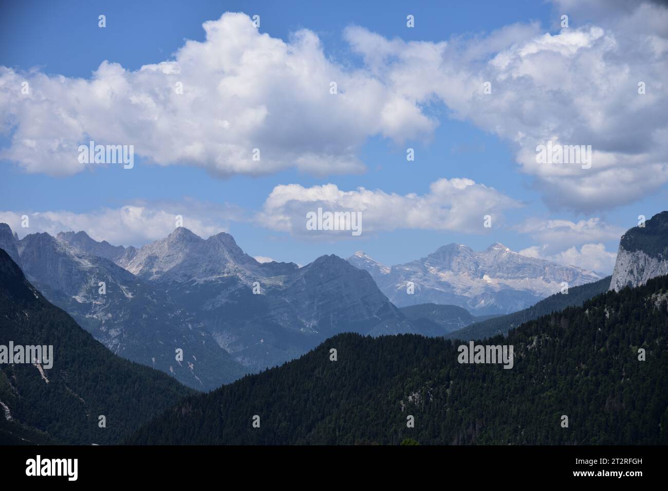 Auronzo some peaks in the marmarole group hi-res stock photography and ...