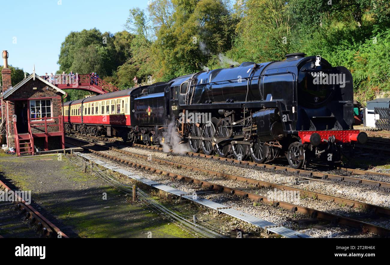 BR Standard Class 9F 2-10-0 No 92214 at Goathland station on the North ...