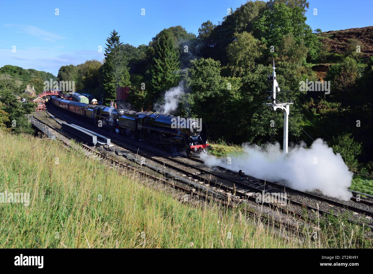 BR Standard Class 9F's Nos 92214 and 92134 double-heading at Goathland ...