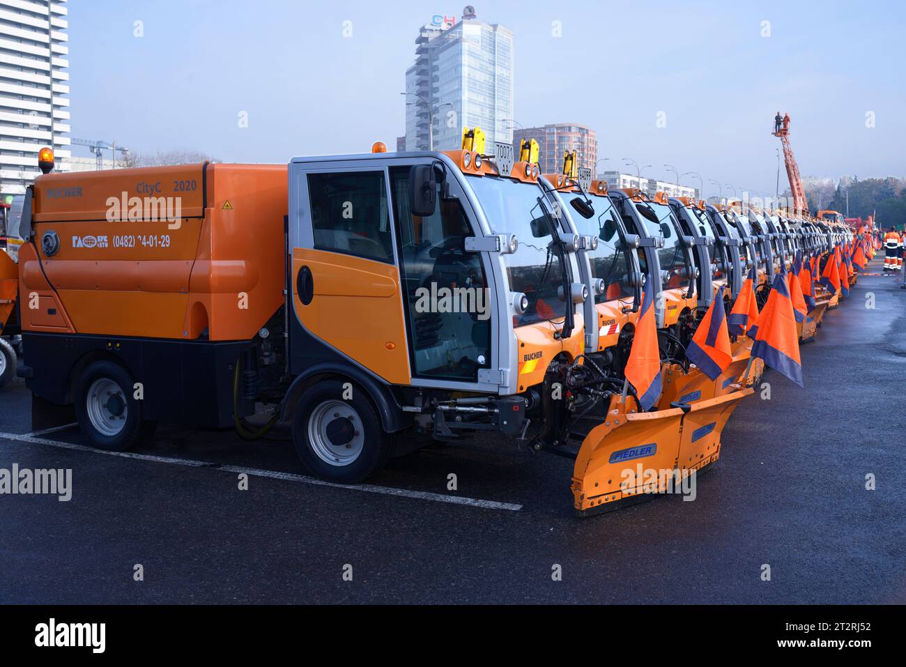 Combined vehicles: salt-spreading and snow cleaning (with front shovels ...