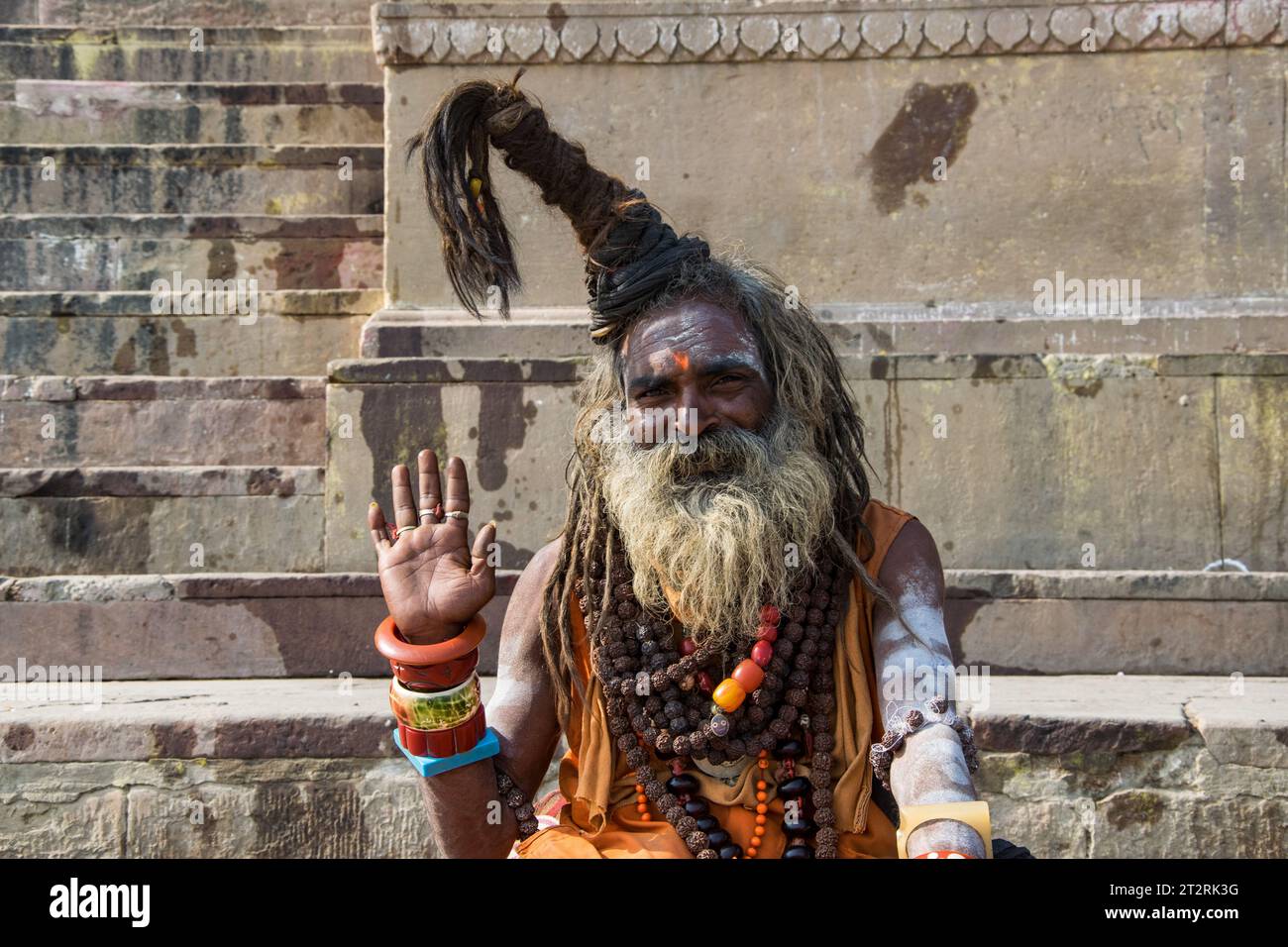 Old indian priest naga hi-res stock photography and images - Alamy