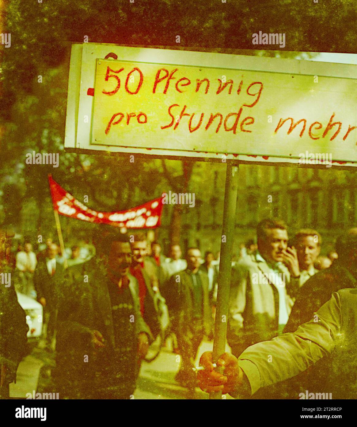 DEU, Germany: The historical colour photos from the times of the 1970s ...