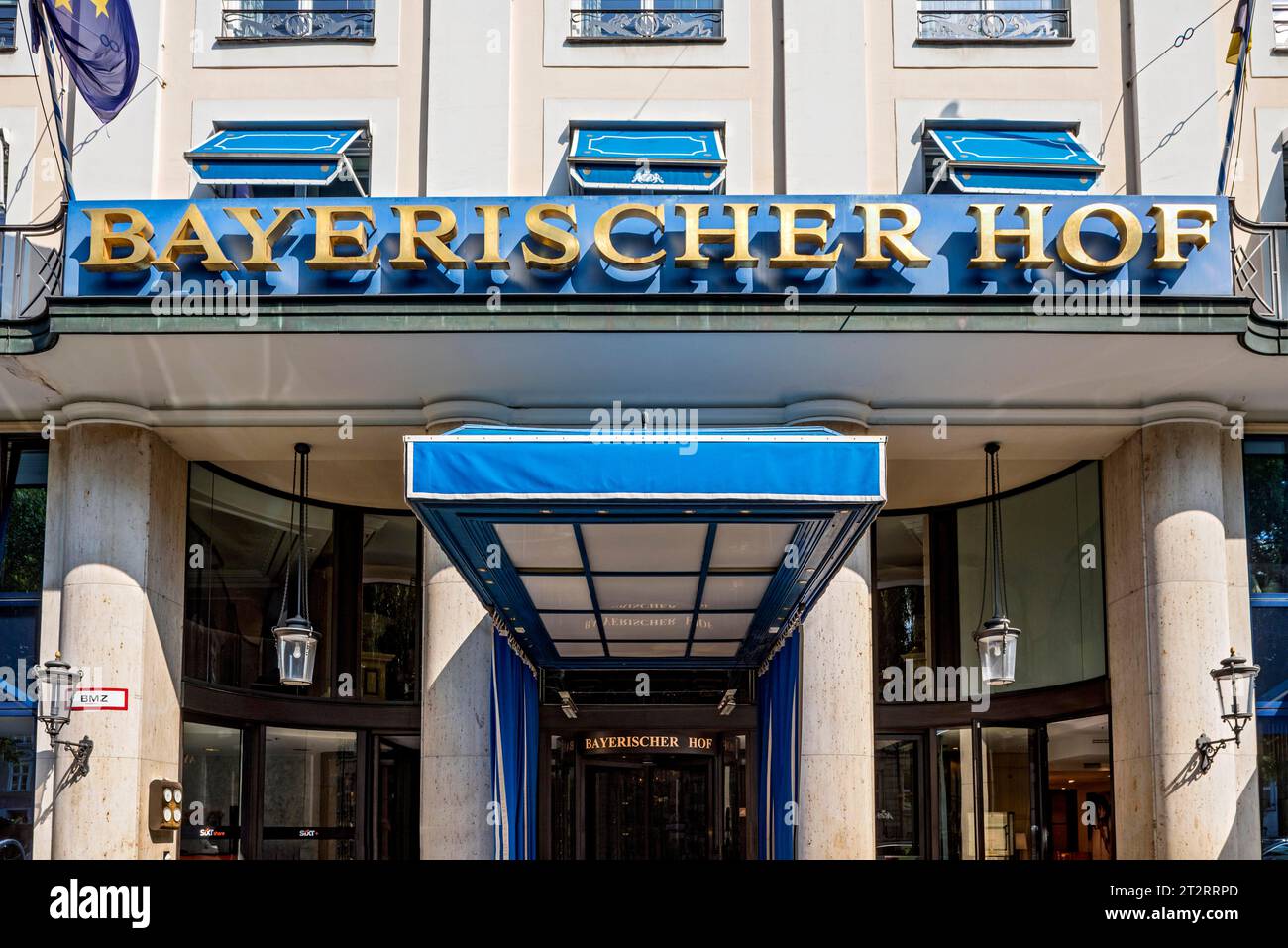 Hotel Bayerischer Hof, entrance with lettering in gold and canopy ...