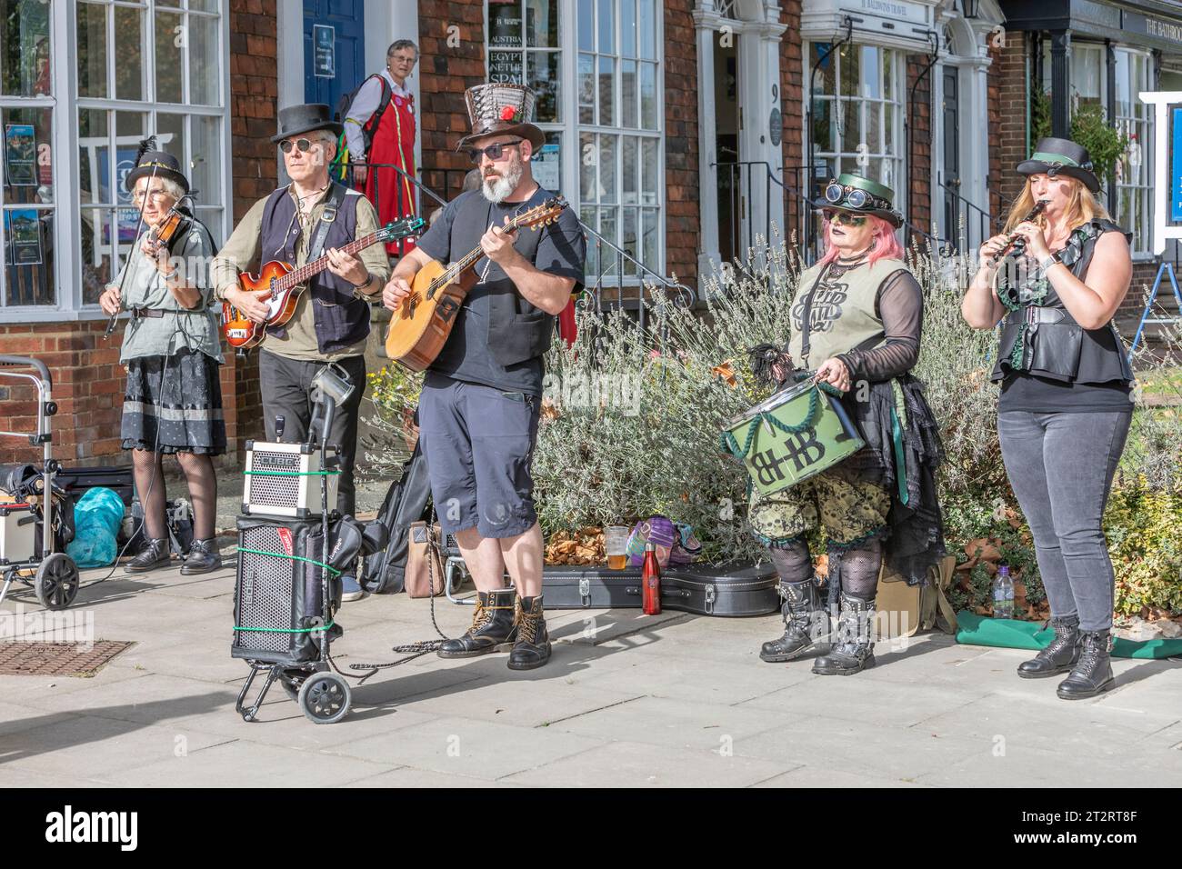 Group of musicians hi-res stock photography and images - Alamy