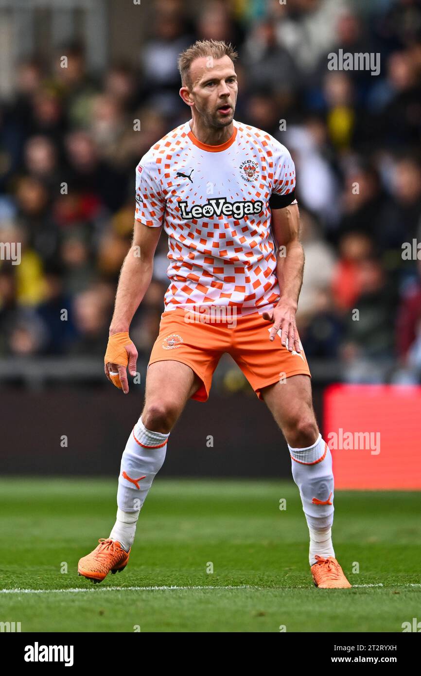 Jordan Rhodes #16 of Blackpool during the Sky Bet League 1 match Oxford ...