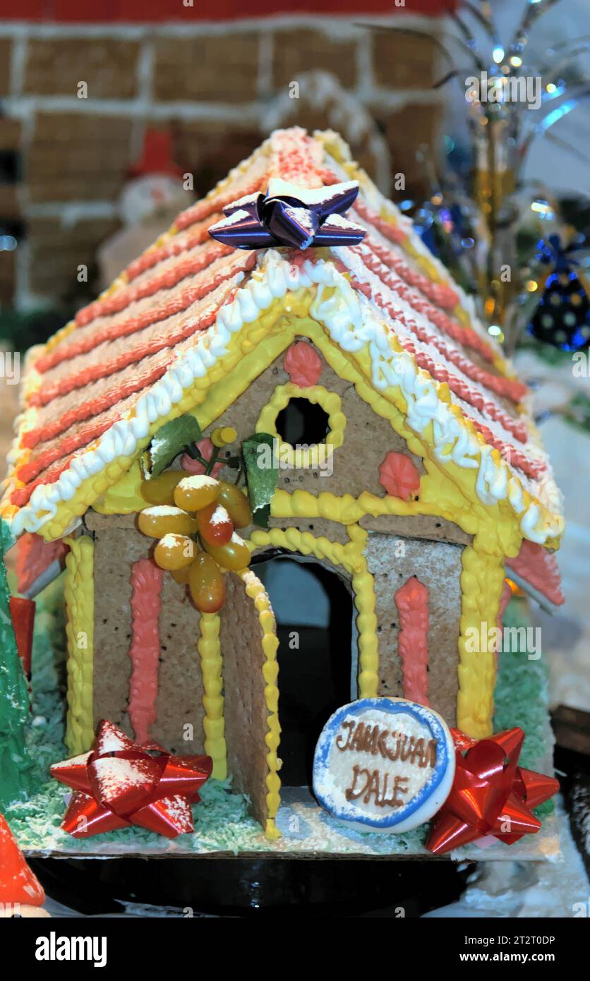 Gingerbread house Christmas tradition Stock Photo - Alamy