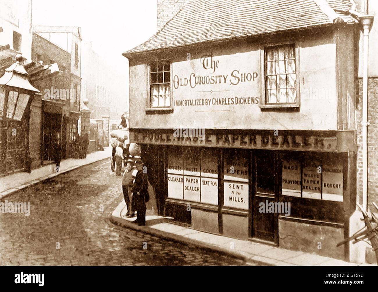 The Old Curiosity Shop, London, Victorian period Stock Photo - Alamy