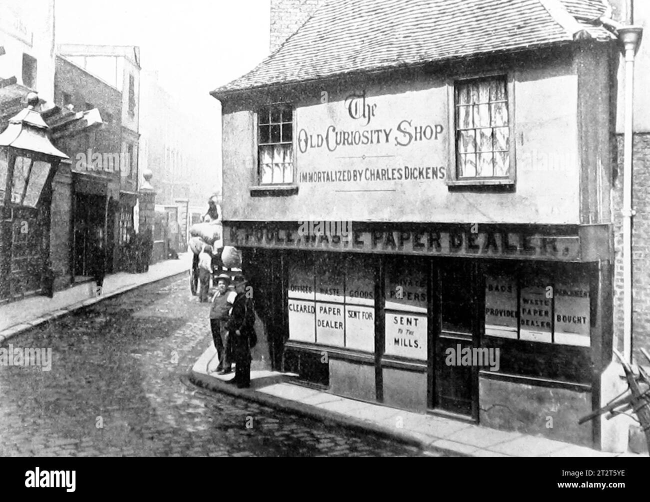 The Old Curiosity Shop, London, Victorian period Stock Photo - Alamy