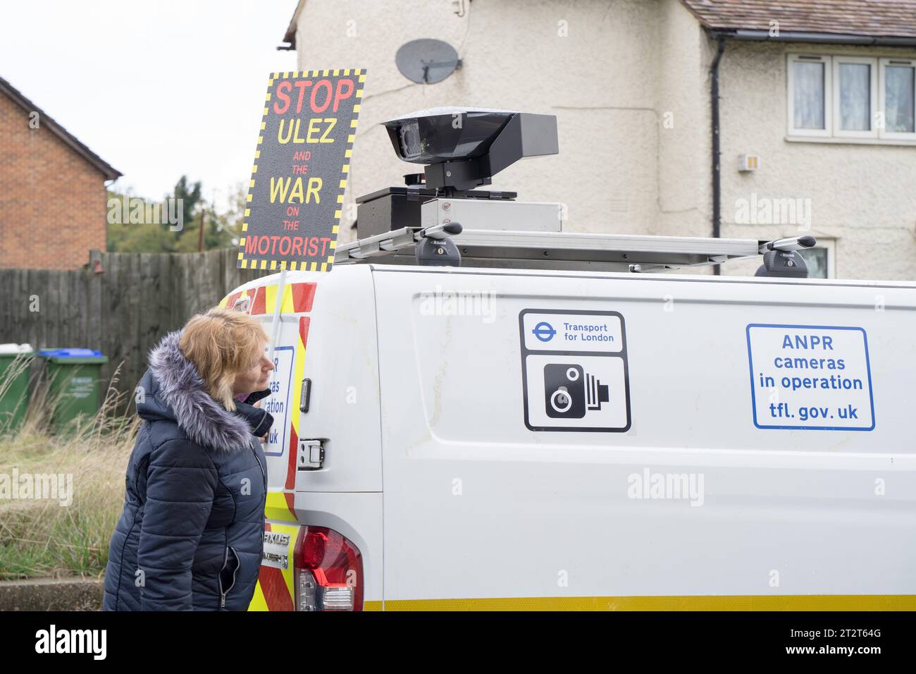 Ulez tfl camera hi-res stock photography and images - Alamy