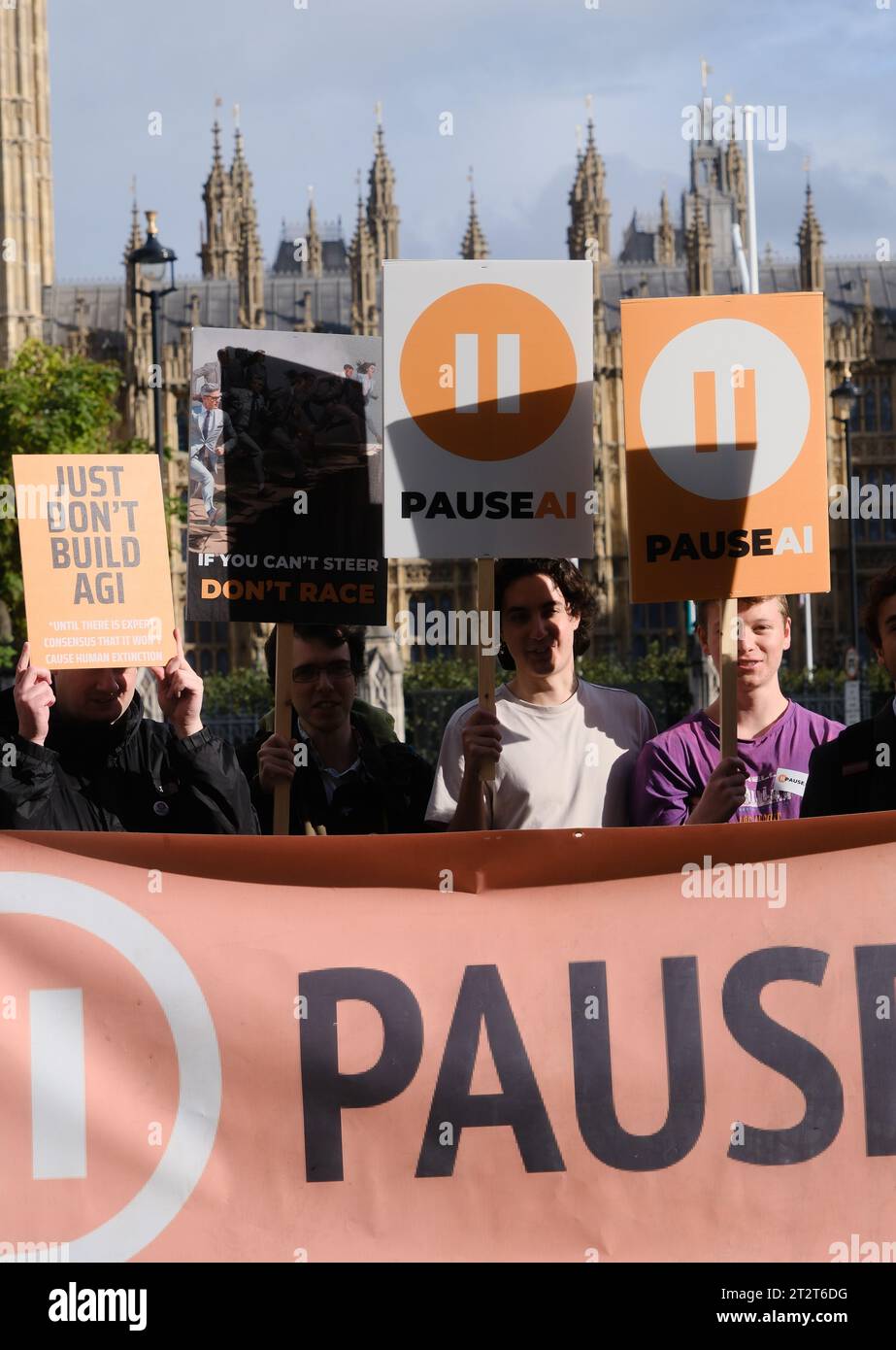 Pause ai hi-res stock photography and images - Alamy