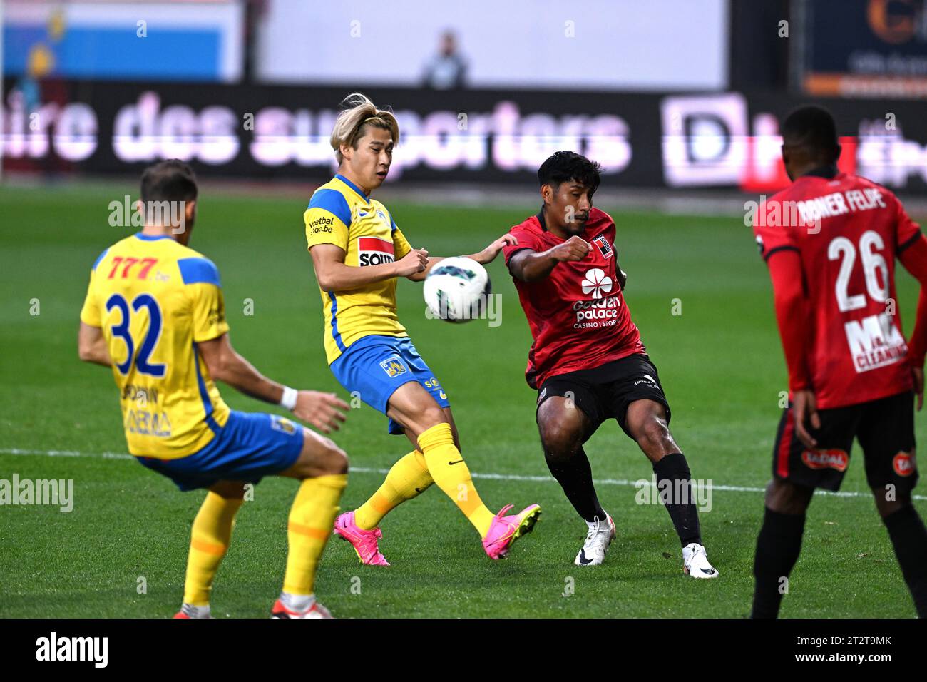 Yusuke matsuo hi-res stock photography and images - Alamy