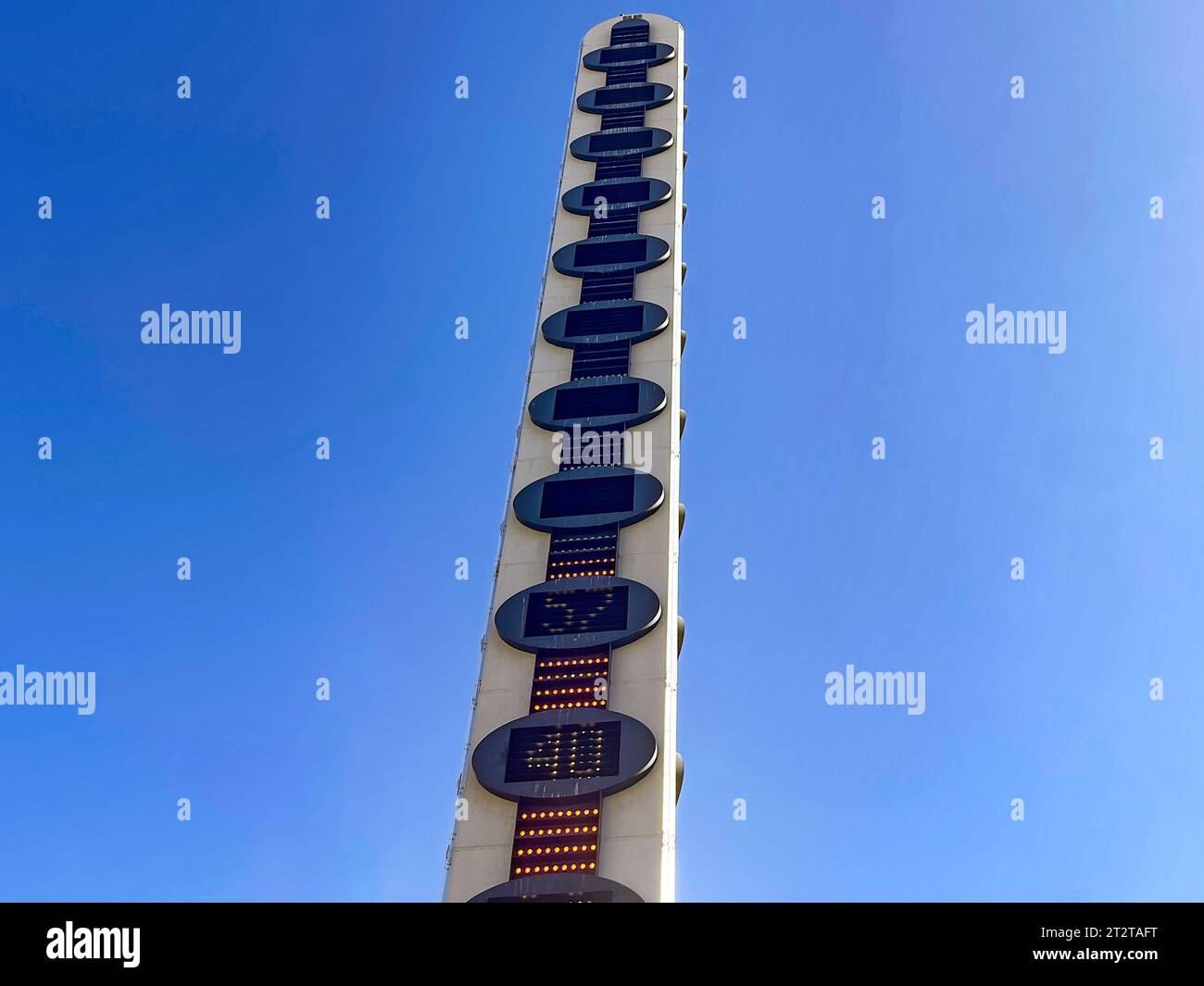 The largest thermometer in the world located at the gate of Death ...