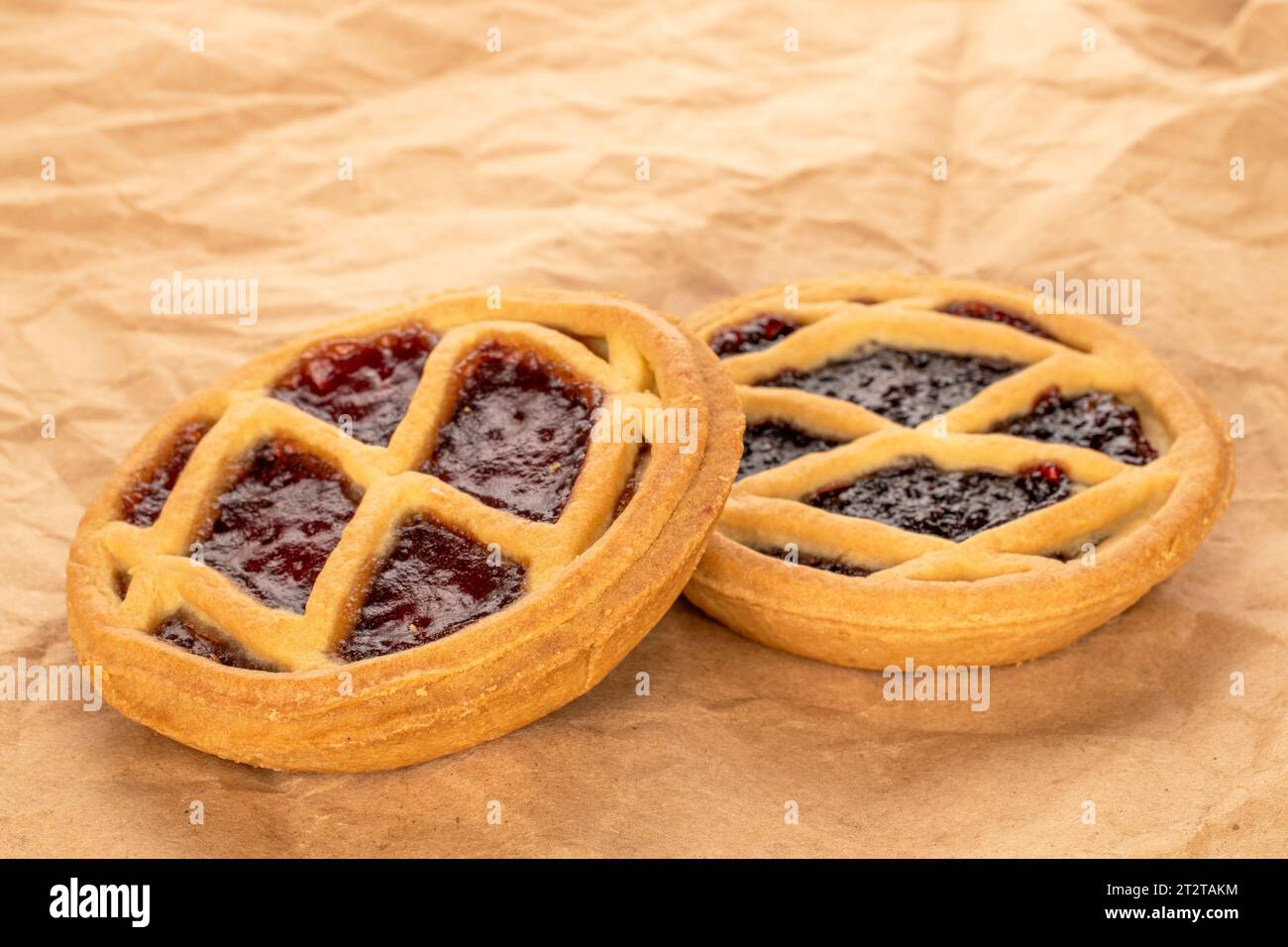 Fruit shortbread biscuits hi-res stock photography and images - Alamy