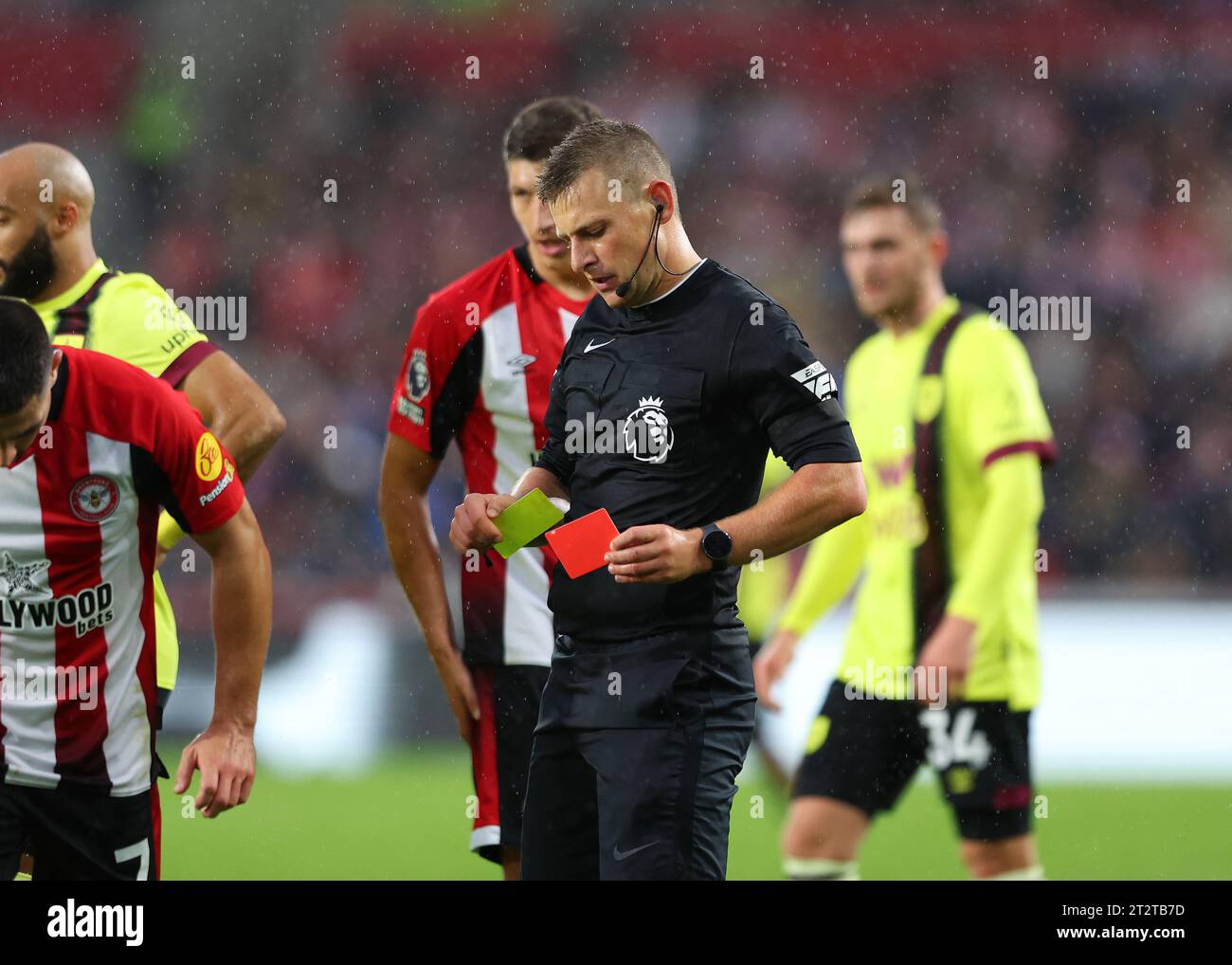 Brentford, London, UK. 21st October 2023; Gtech Community Stadium ...