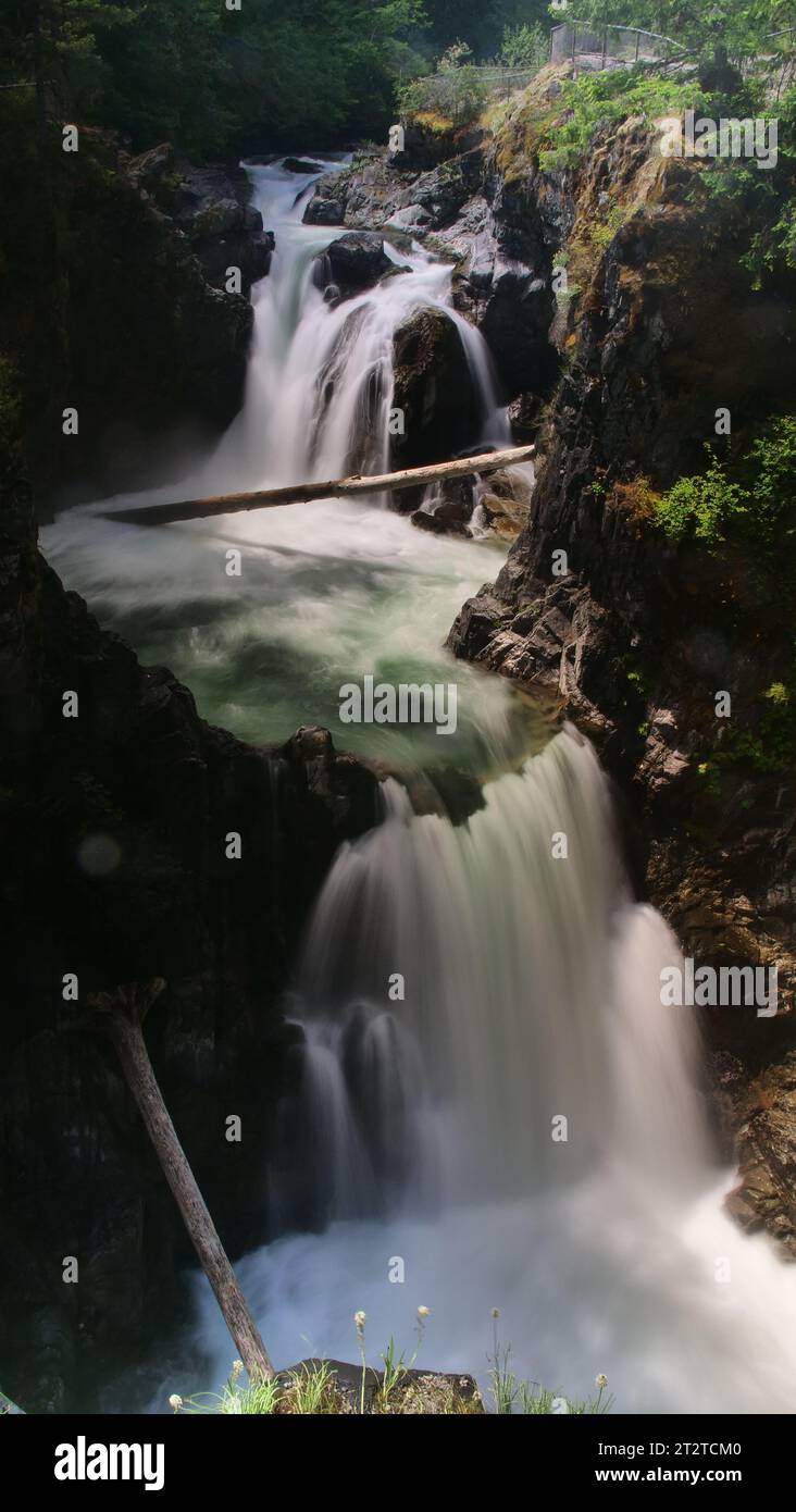 Little qualicum falls provincial hi-res stock photography and images ...