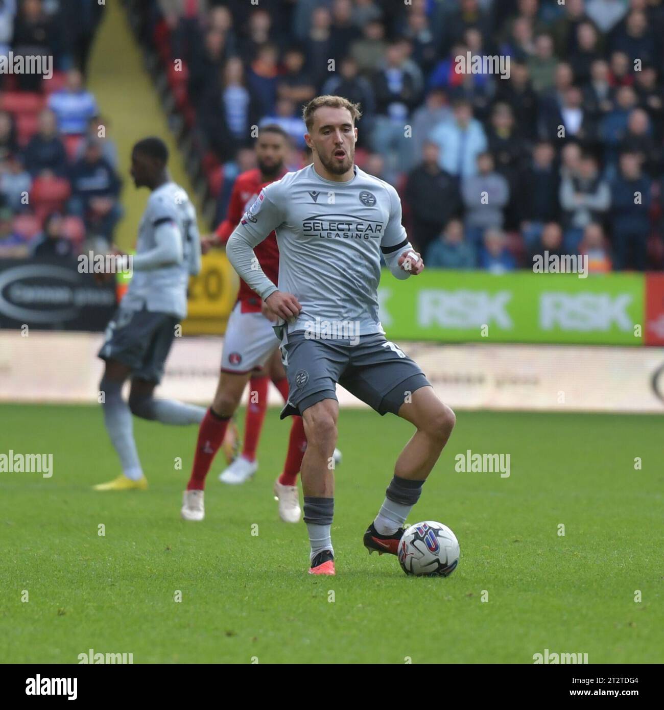 Sam smith reading fc hi-res stock photography and images - Alamy