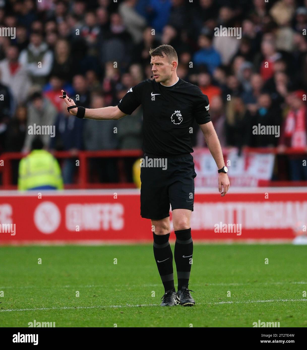 The City Ground, Nottingham, UK. 21st Oct, 2023. Premier League ...