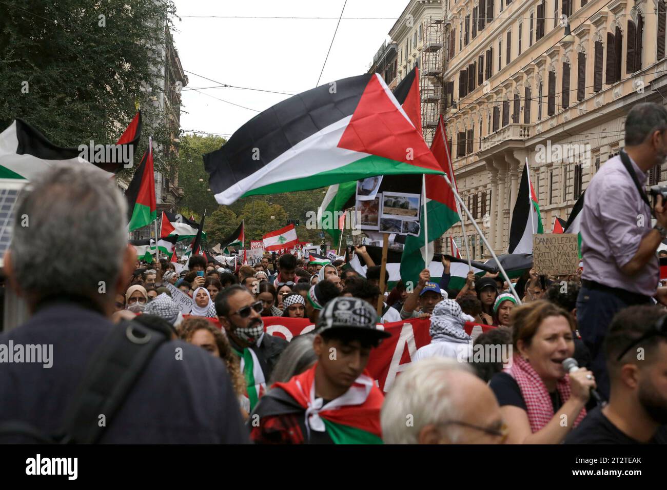 Roma, Piazza Vittorio Stock Photo - Alamy