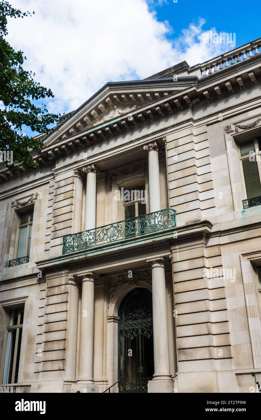 The historic James B. Duke house includes the NYU Institute of fine ...