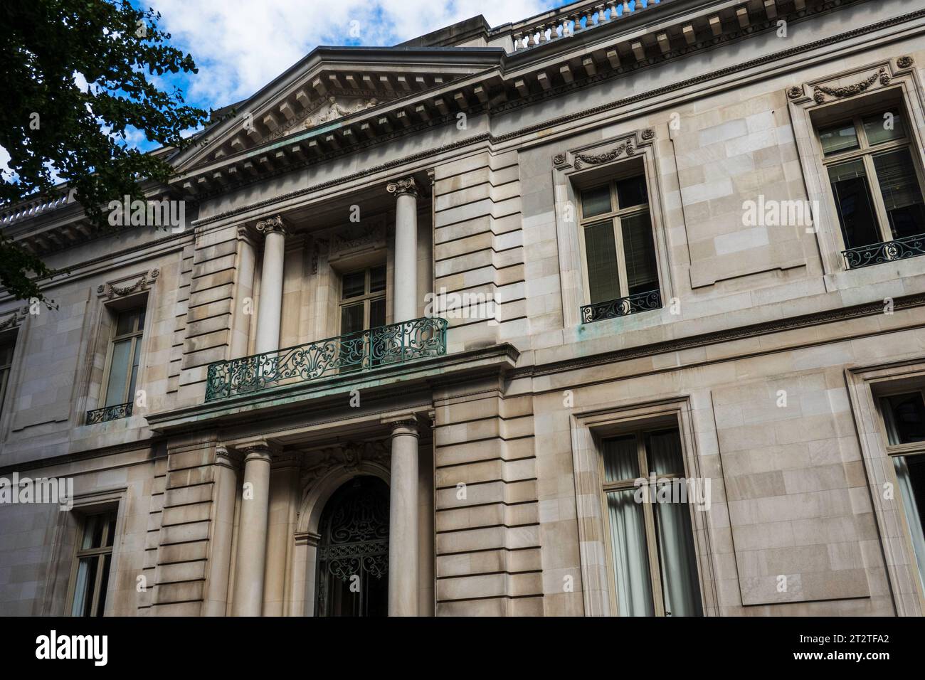 The historic James B. Duke house includes the NYU Institute of fine ...