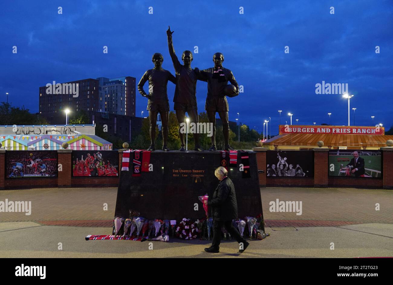 Tributes are laid in memory of Sir Bobby Charlton by The United Trinity ...
