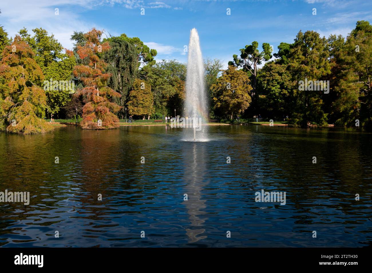 Lago retiro hi-res stock photography and images - Alamy