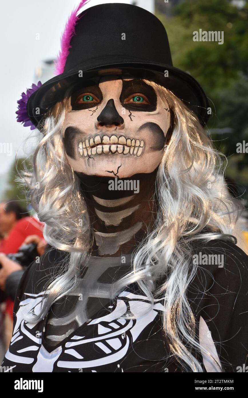 The Catrina parade in Mexico city Stock Photo - Alamy