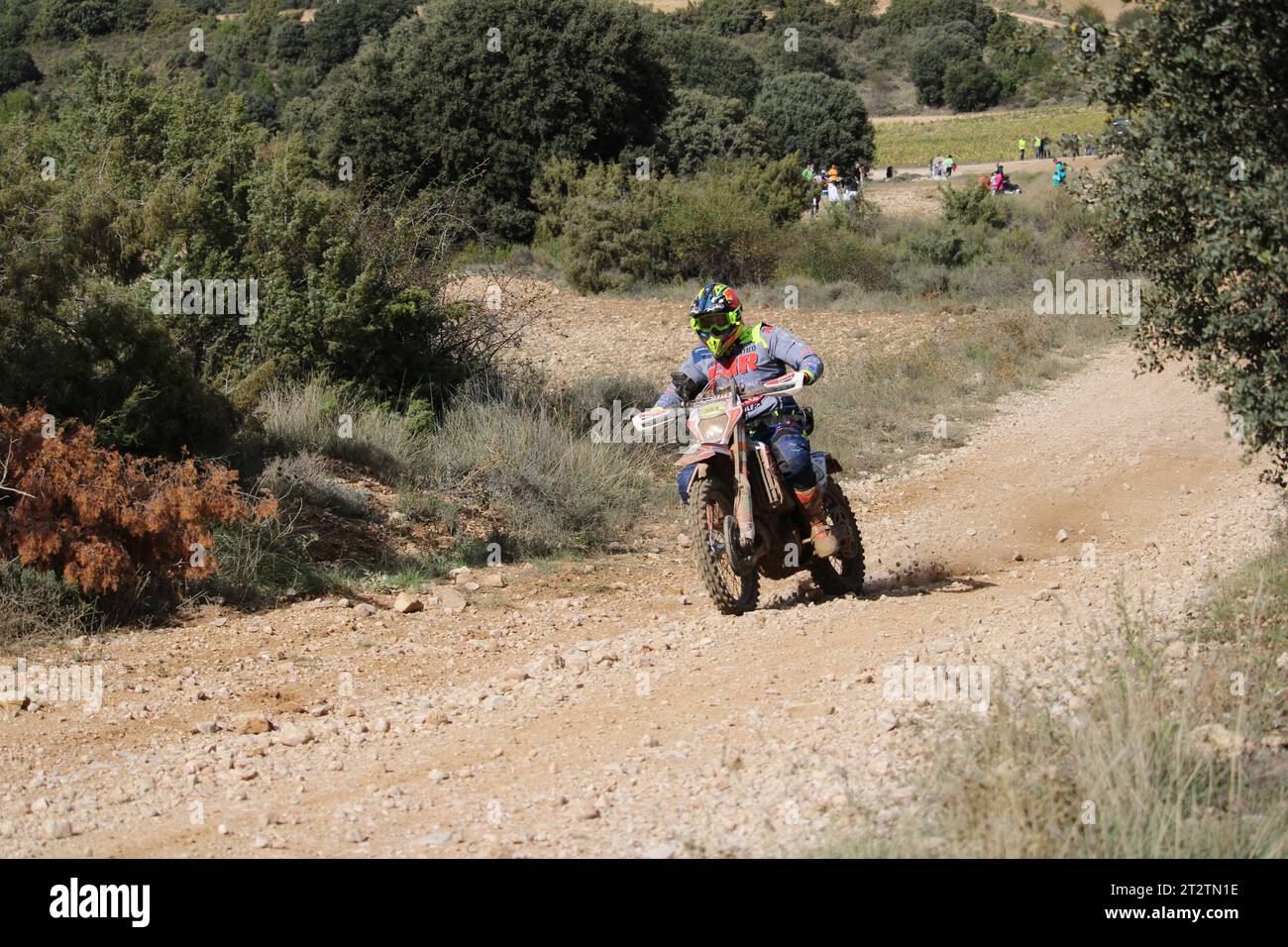 Pista de tierra hi-res stock photography and images - Alamy