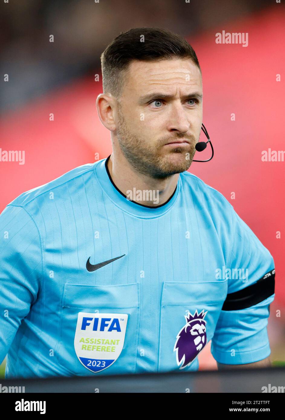 Daniel cook referee hi-res stock photography and images - Alamy