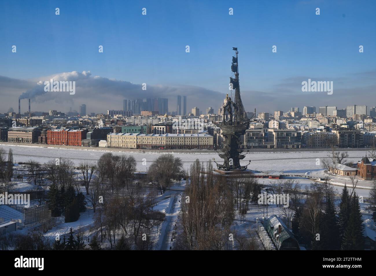January 9, 2023, Moscow, Russia. View of the snow-covered Muzeon Park ...