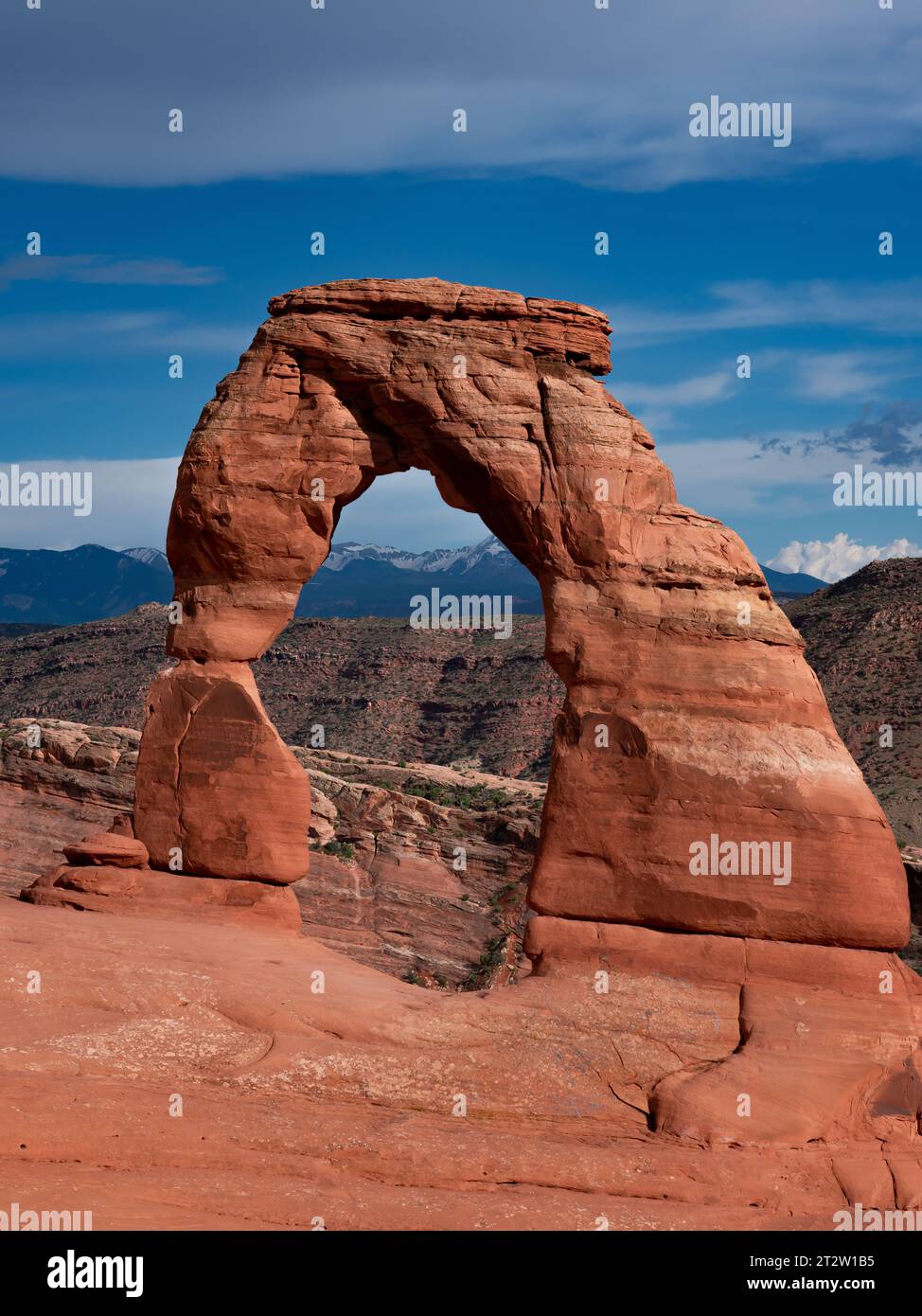 Delicate Arch, Entrada Sandstone, Middle Cretaceous; Utah Stock Photo ...
